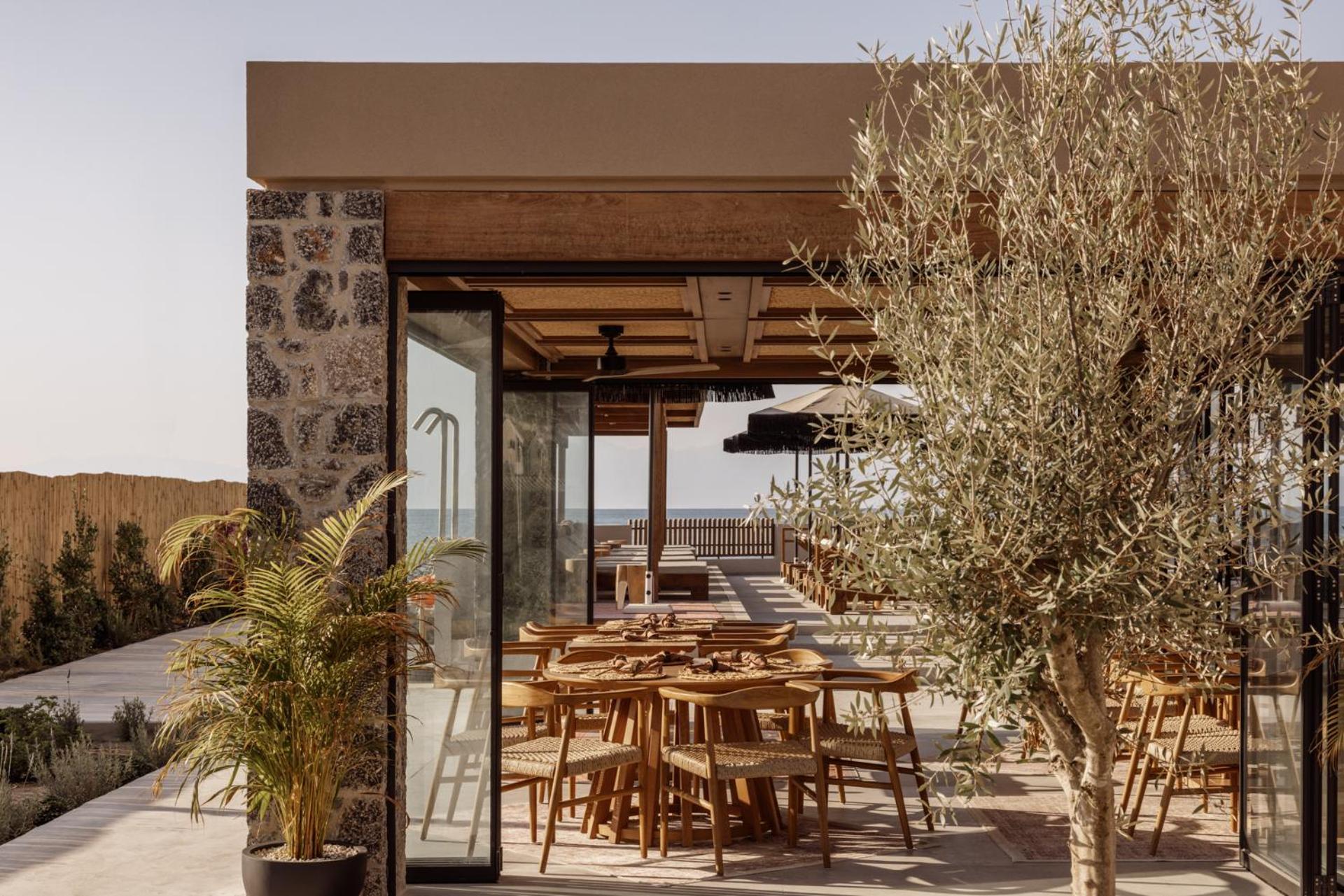 HOTEL UNDA | ⋆⋆⋆⋆⋆ | LITHERES, GREECE | SEASON DEALS FROM €247